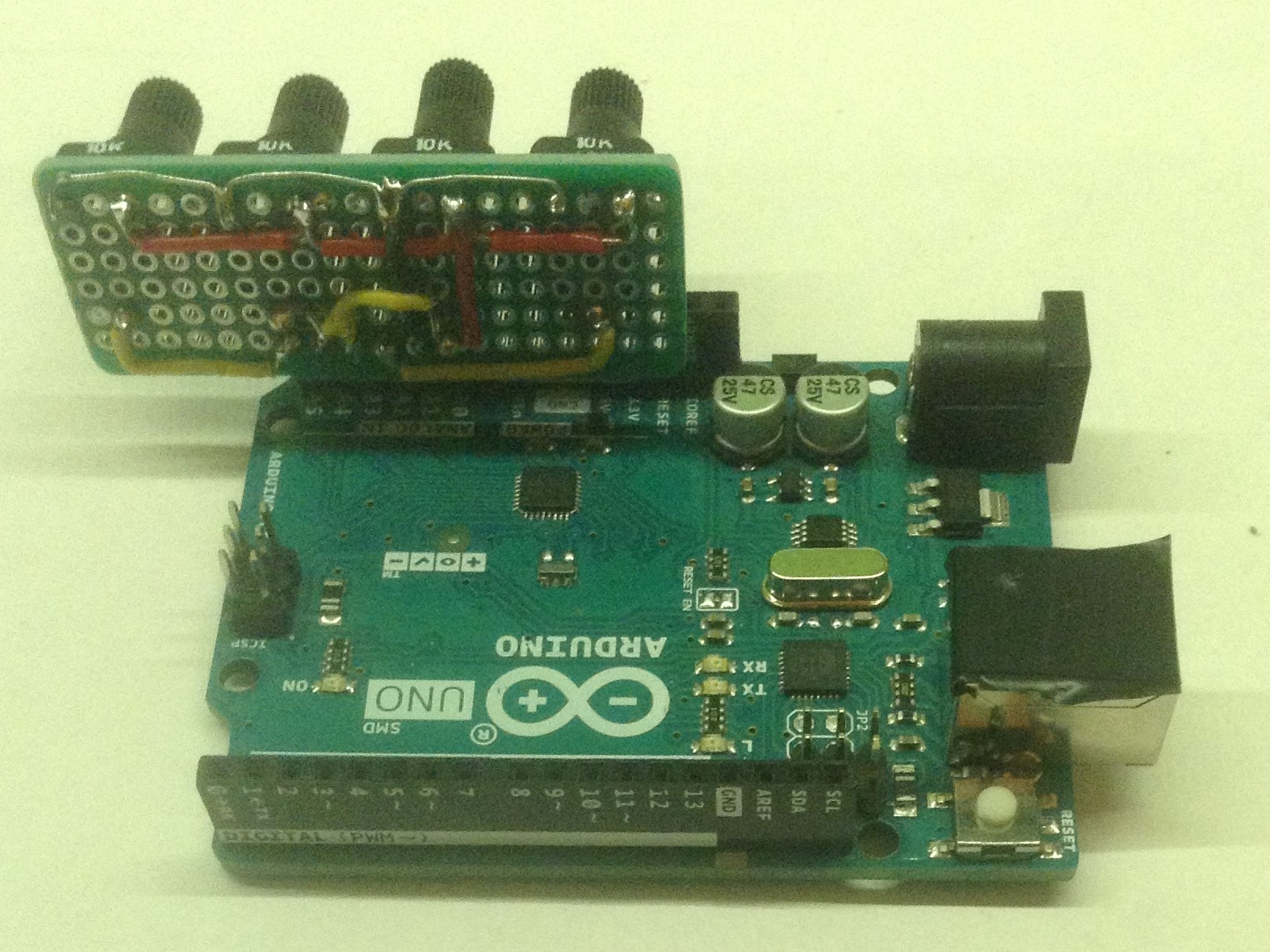 Simple Potentiometer Breakout – Simple DIY Electronic Music Projects