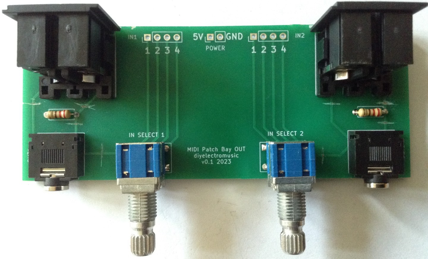 MIDI Matrix Patch Bay – Part 2 – Simple DIY Electronic Music Projects