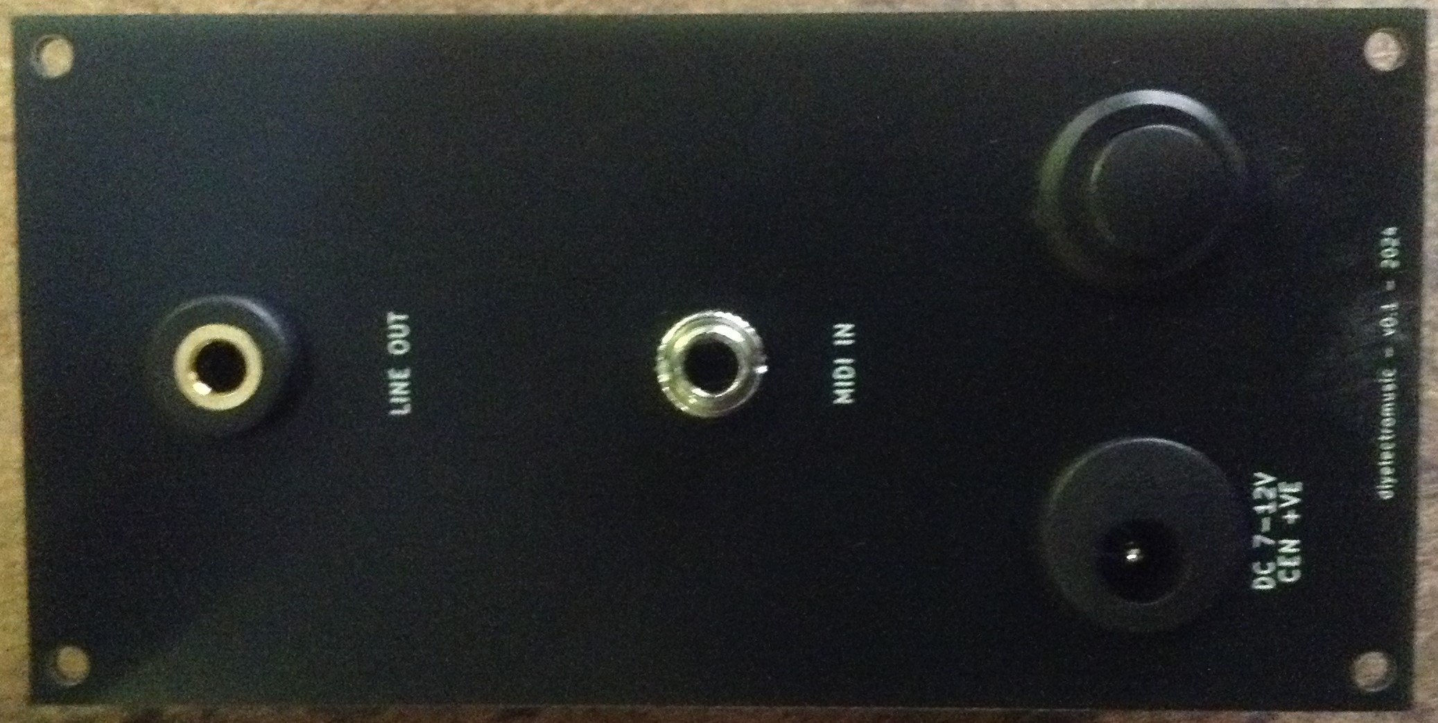 Educational DIY Synth Thing – Part 4 – Simple DIY Electronic Music Projects