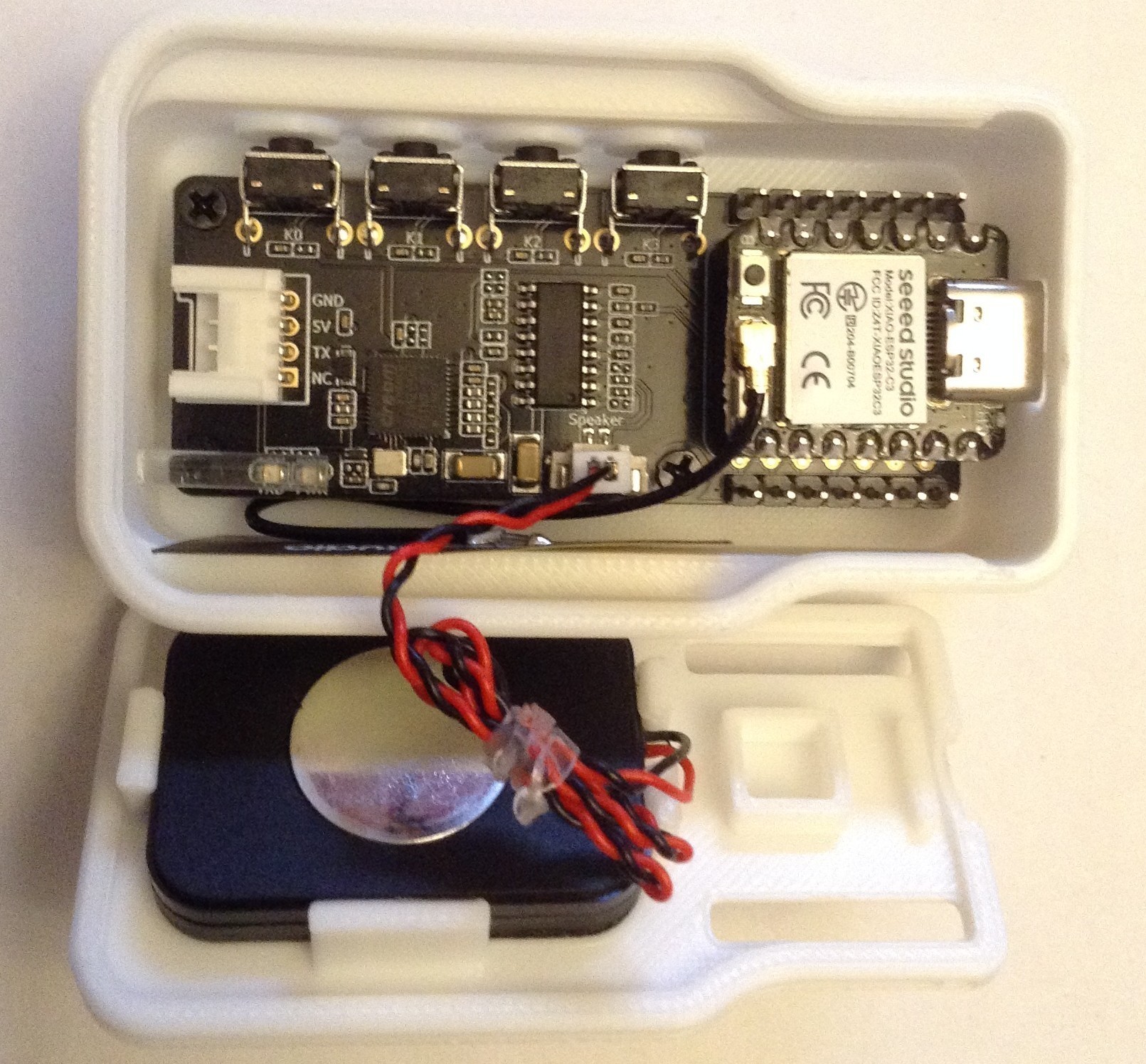 XIAO ESP32-C3 MIDI Synthesizer – Simple DIY Electronic Music Projects